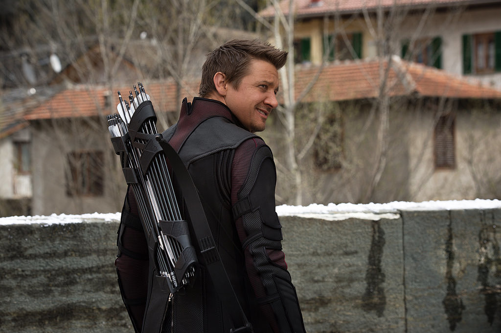 Out Clint Barton Hawkeye Avengers Whos In And Whos Out After The Age Of Ultron Shakeup