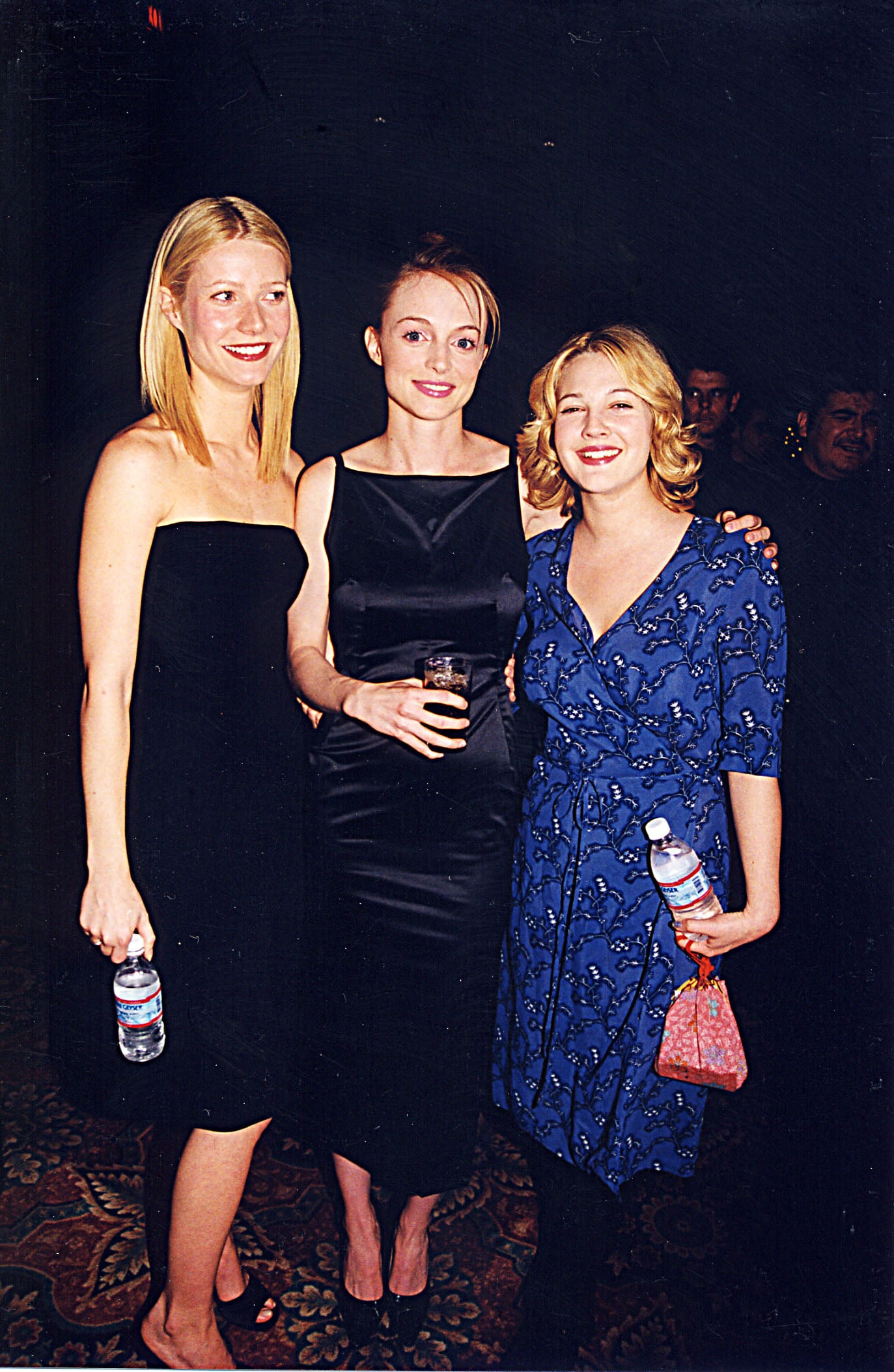 In a truly nostalgic '90s moment, Gwyneth posed with Heather Graham ...