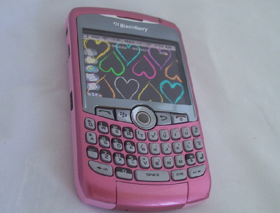 A Pink BlackBerry Curve | POPSUGAR Tech